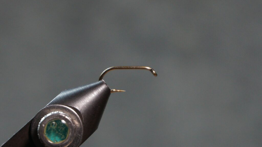 Simple Wet-fly Attractor (with video) - Missouri Trout Fisherman's ...