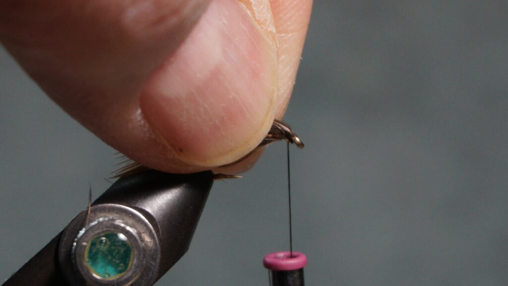 Simple Wet-fly Attractor (with video) - Missouri Trout Fisherman's ...