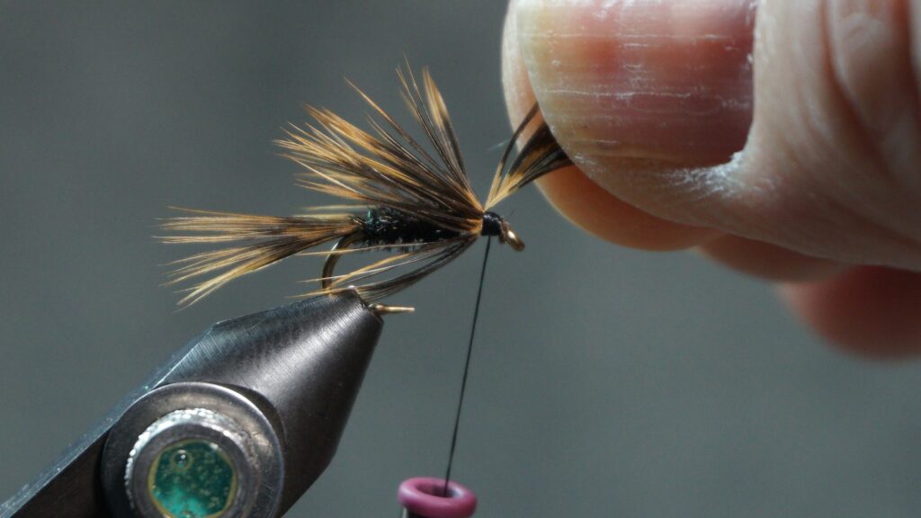 Simple Wet-fly Attractor (with video) - Missouri Trout Fisherman's ...