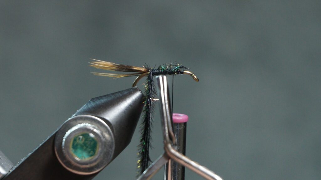 Simple Wet-fly Attractor (with video) - Missouri Trout Fisherman's ...
